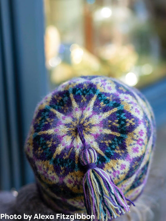 Jamieson's of Shetland Aal Ower Toorie Hat Kit